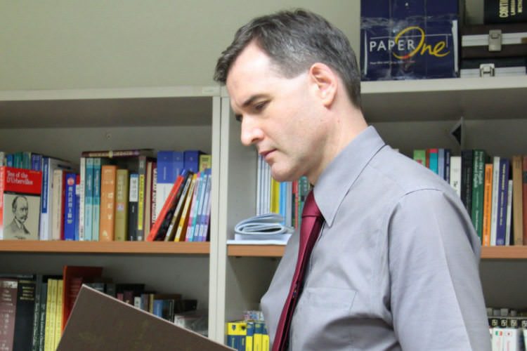 یک نفر می‌ تواند به چند زبان صحبت کند؟ - کجارو