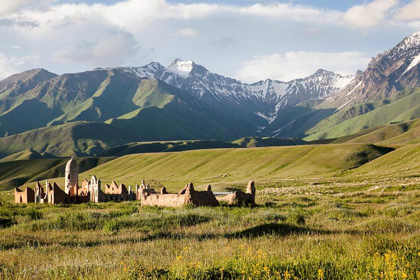 راهنمای سفر به قرقیزستان ۱۴۰۳ همه چیز درباره قرقیزستان کجارو
